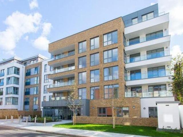 1 Bedroom Apartment For Sale In Glenthorne Road