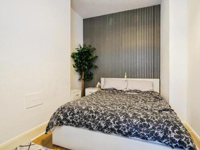 1 bedroom apartment for sale in Godwin Road, Margate, CT9