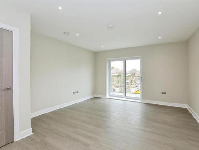 1 bedroom apartment for sale in Goods Yard, Edenbridge, TN8
