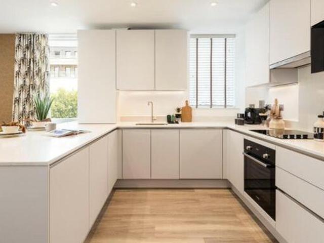 1 Bedroom Apartment For Sale In Granville Road, London