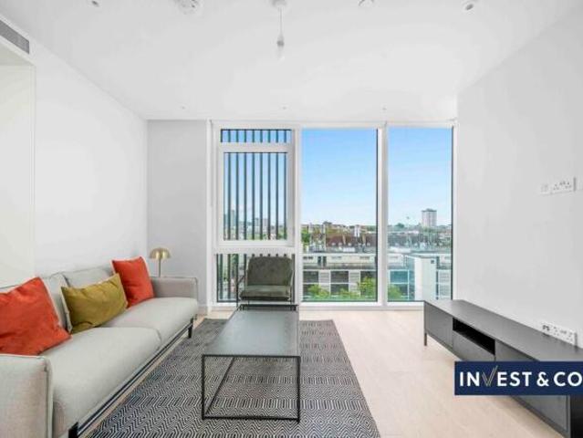 1 bedroom apartment for sale in Grand Central Apartments NW1