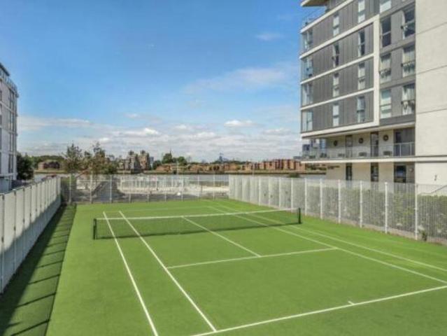 1 bedroom apartment for sale in Granite Apartments, River Gardens Walk, SE10