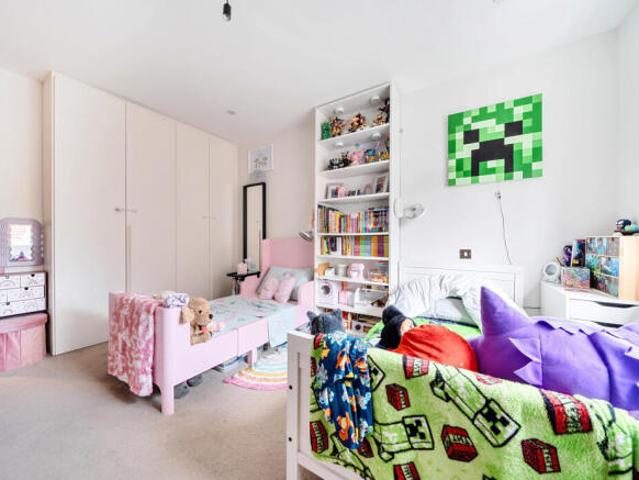 1 bedroom apartment for sale in Greatness Mill Court, Sevenoaks, Kent, TN14