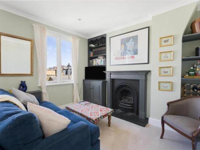 1 bedroom apartment for sale in Humbolt Road, Fulham, W6
