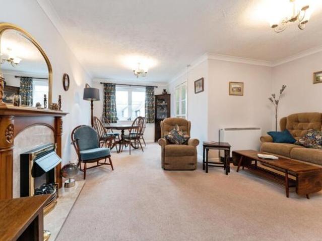 1 bedroom apartment for sale in Haig Court, Chesterton, CB4