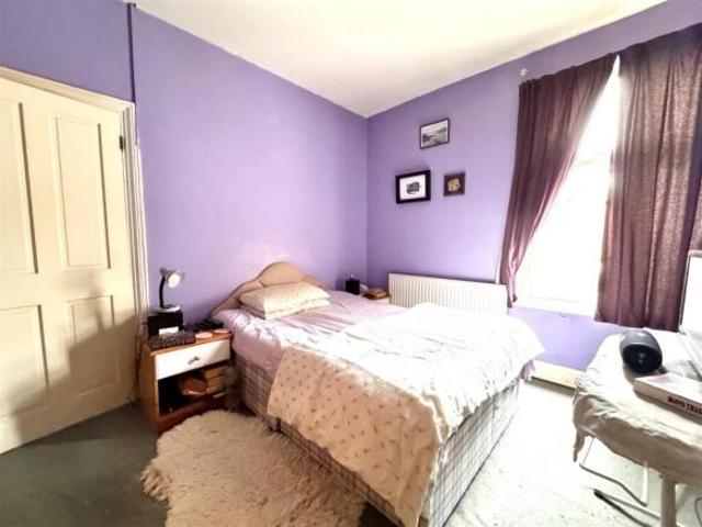1 bedroom apartment for sale in Hamlet Road, Southend on Sea, SS1