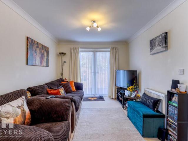 1 bedroom apartment for sale in Harvey Road, Bournemouth, BH5 2, BH5
