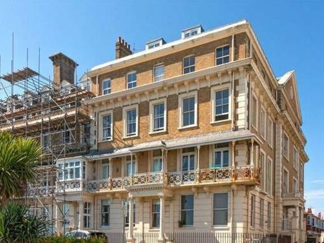 1 bedroom apartment for sale in Heene Terrace Worthing BN11