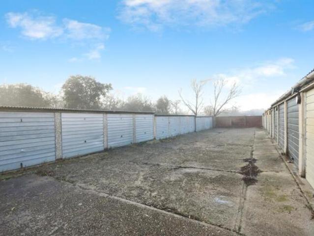 1 bedroom apartment for sale in Heycroft Way, Great Baddow, Chelmsford, CM2