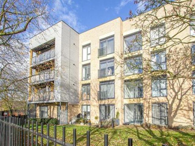 1 Bedroom Apartment For Sale In Hitchin