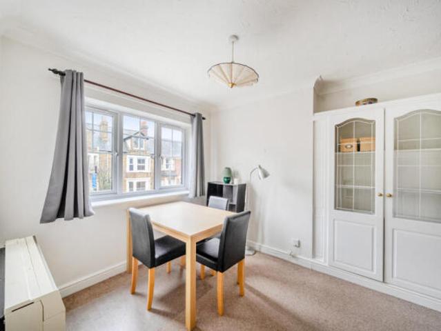 1 bedroom apartment for sale in Hodges Court, Grandpont, Oxford, OX1