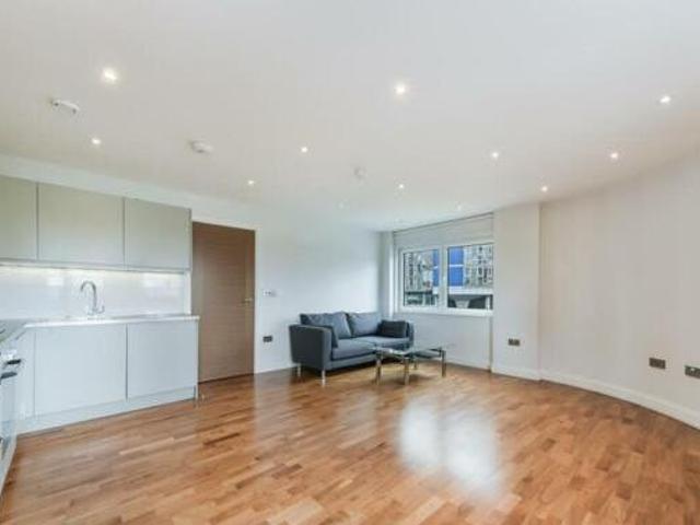 1 Bedroom Apartment For Sale In Holman Road, London