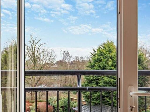 1 Bedroom Apartment For Sale In Holland Walk