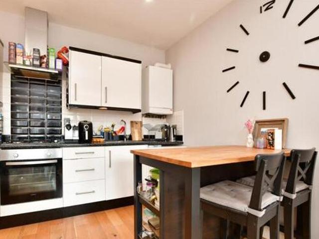 1 Bedroom Apartment For Sale In Horley