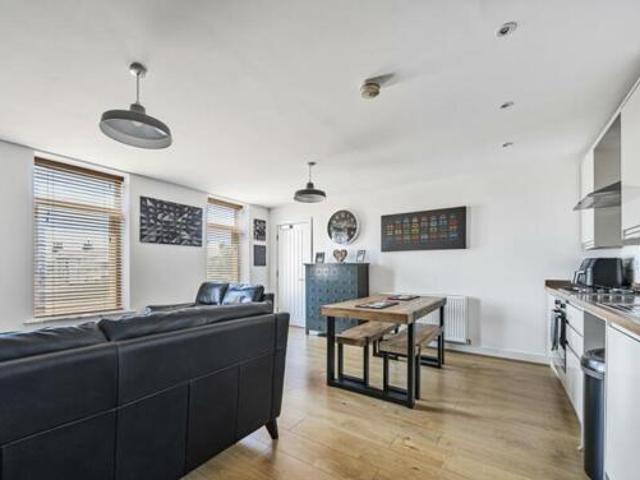 1 Bedroom Apartment For Sale In Horsforth