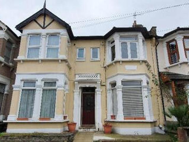 1 Bedroom Apartment For Sale In Ilford, London
