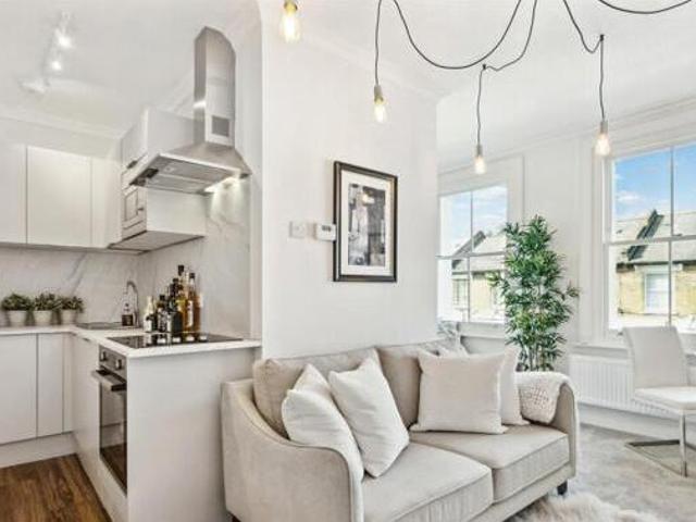 1 Bedroom Apartment For Sale In Irving Road, London