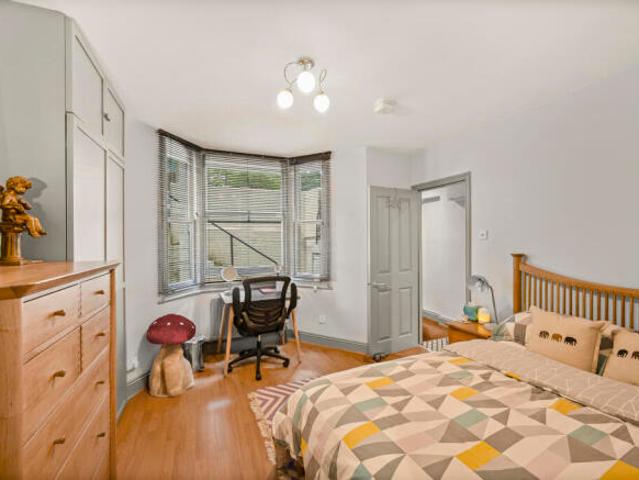 1 bedroom apartment for sale in Kelvin Road, London, N5