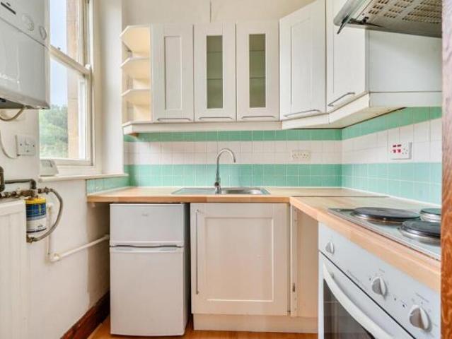 1 bedroom apartment for sale in Kensington Place, Bath, BA1