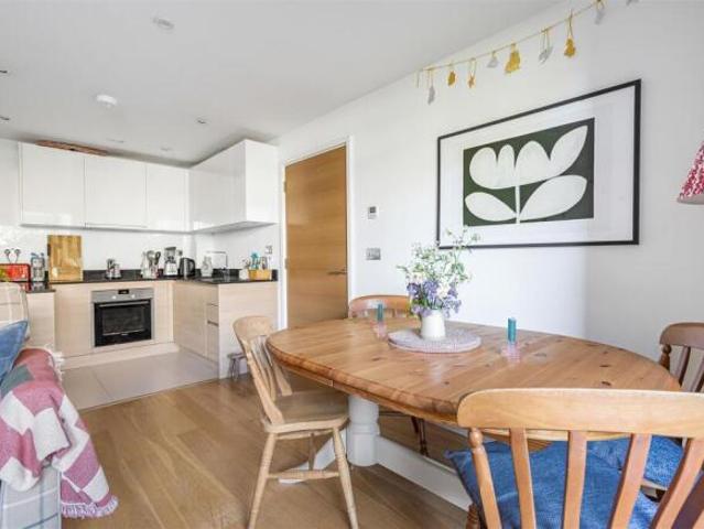 1 bedroom apartment for sale in Kingsley Walk, Cambridge, CB5