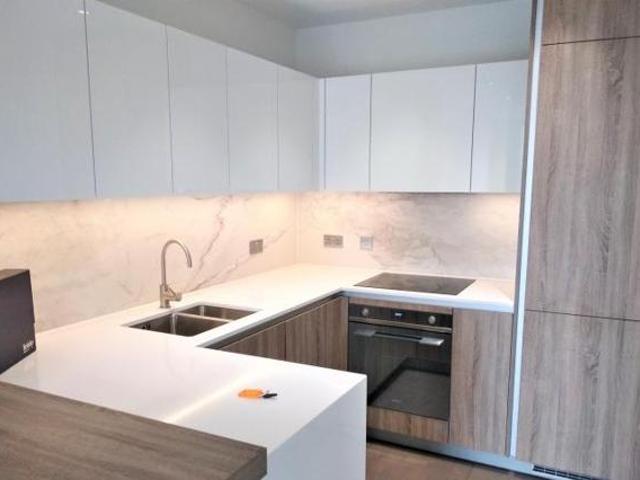 1 Bedroom Apartment For Sale In Kingston Upon Thames, Surrey
