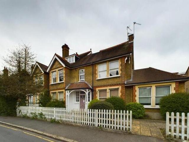 1 Bedroom Apartment For Sale In Kingston Upon Thames