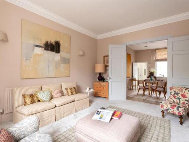1 bedroom apartment for sale in Lansdowne Crescent, Notting Hill, London, W11