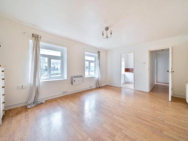 1 bedroom apartment for sale in Lansdowne Lane, Charlton, SE7