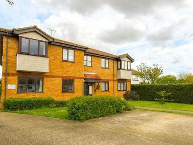 1 Bedroom Apartment For Sale In Leigh on sea, Essex