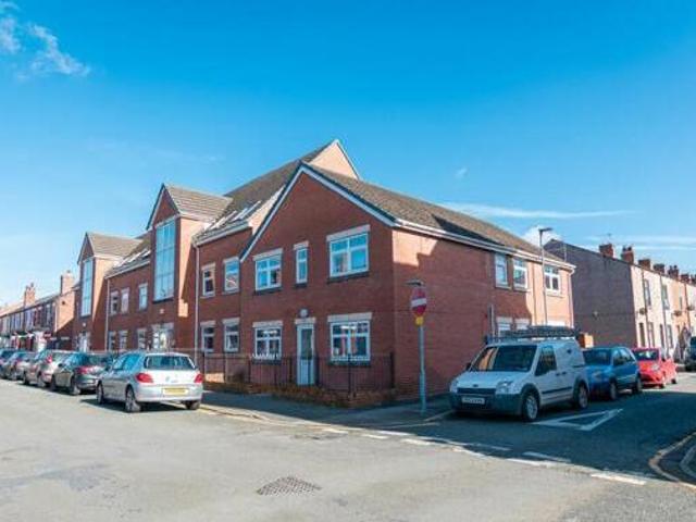 1 Bedroom Apartment For Sale In Leigh
