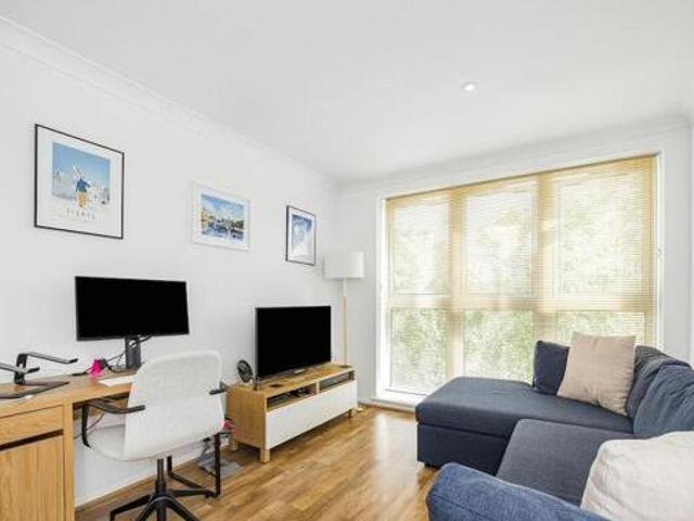 1 Bedroom Apartment For Sale In Limehouse