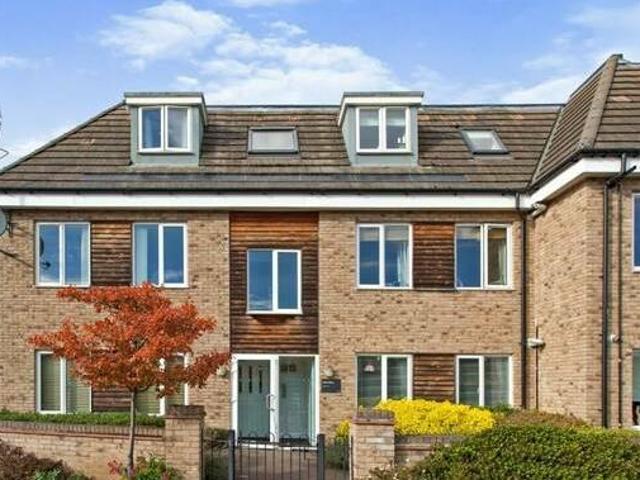 1 bedroom apartment for sale in Link Road CB22