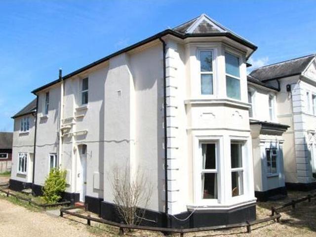 1 Bedroom Apartment For Sale In Liss, Hampshire