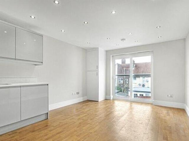 1 Bedroom Apartment For Sale In London