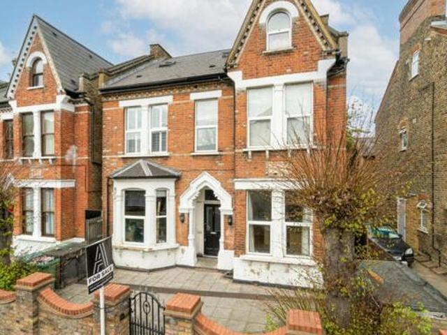 1 Bedroom Apartment For Sale In London