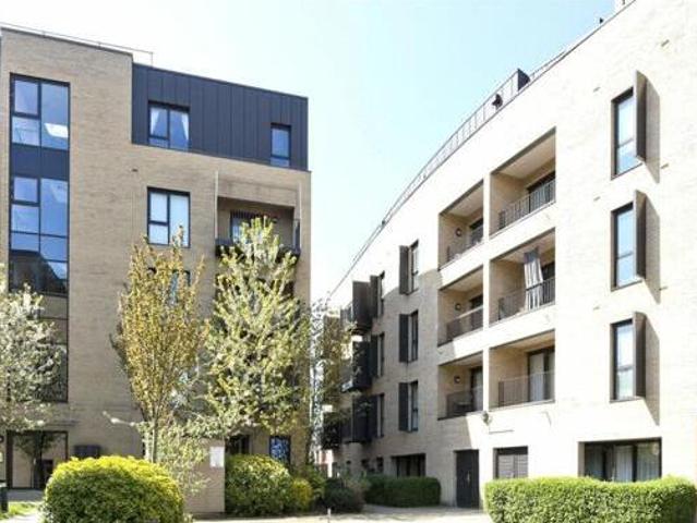 1 Bedroom Apartment For Sale In London