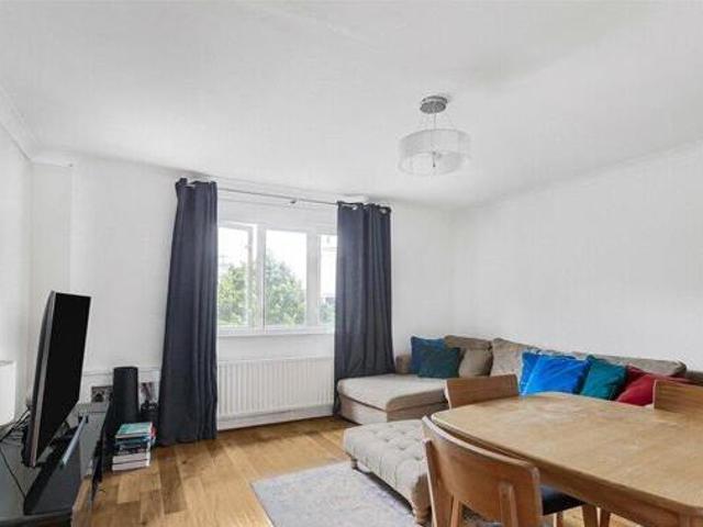 1 Bedroom Apartment For Sale In London
