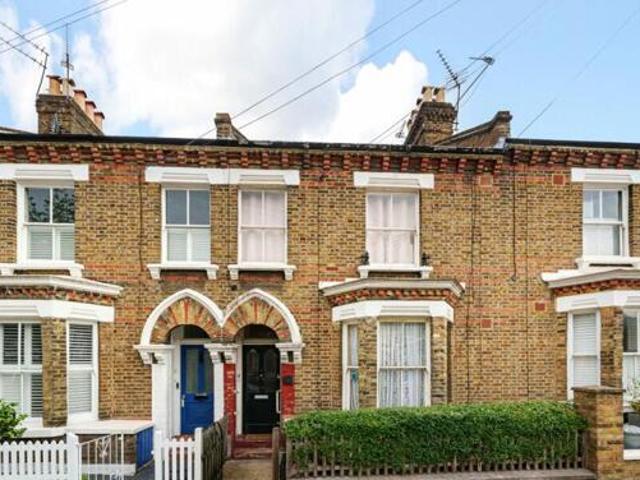 1 Bedroom Apartment For Sale In London