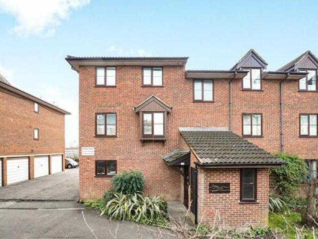 1 Bedroom Apartment For Sale In London