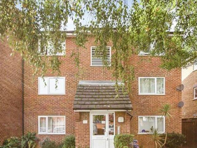 1 Bedroom Apartment For Sale In London