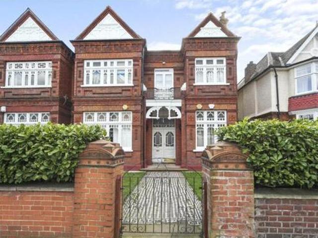 1 Bedroom Apartment For Sale In London