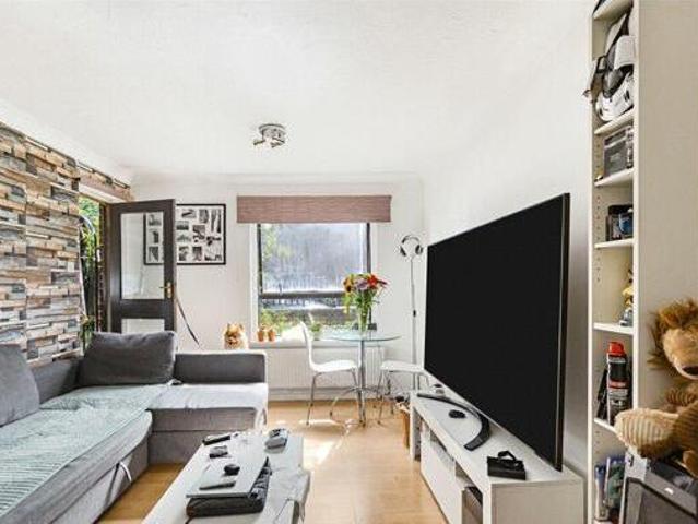 1 Bedroom Apartment For Sale In London