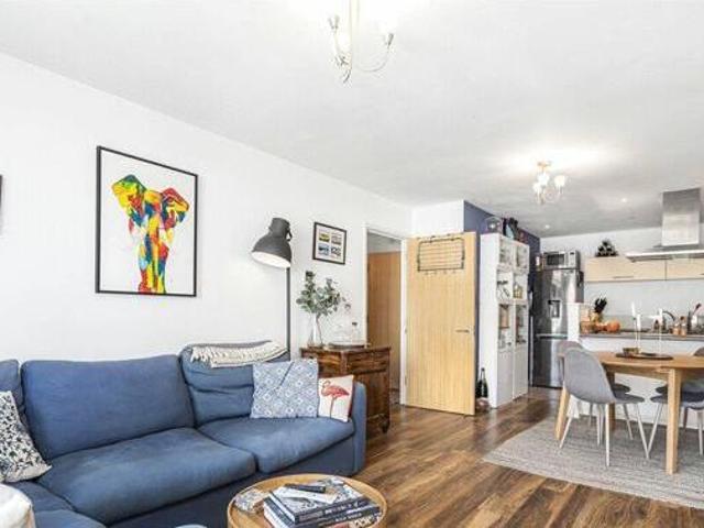 1 Bedroom Apartment For Sale In London