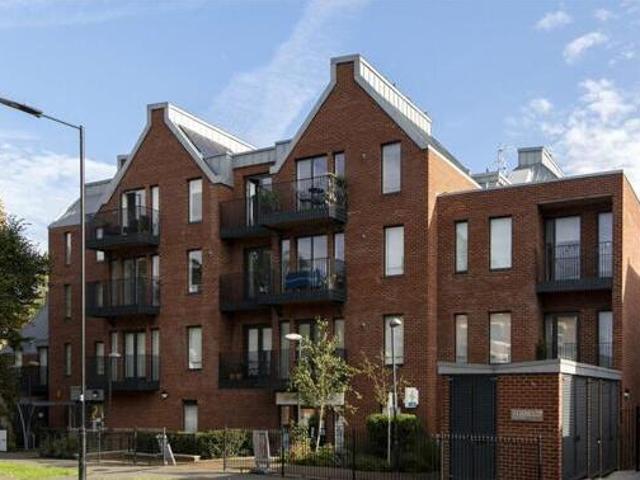 1 Bedroom Apartment For Sale In London