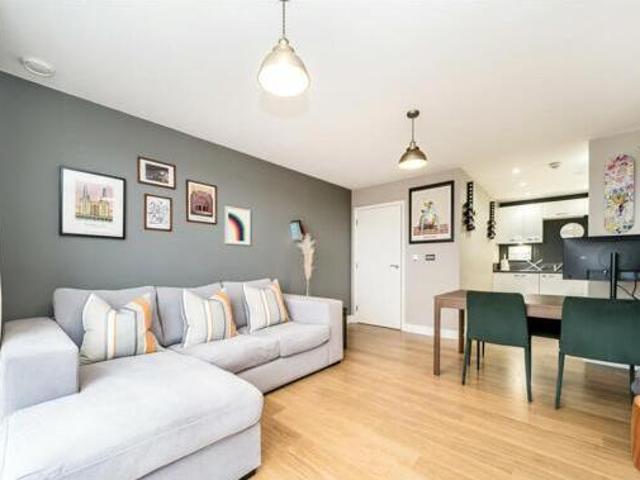 1 Bedroom Apartment For Sale In London