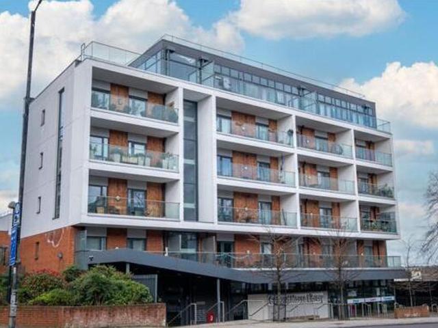 1 Bedroom Apartment For Sale In London