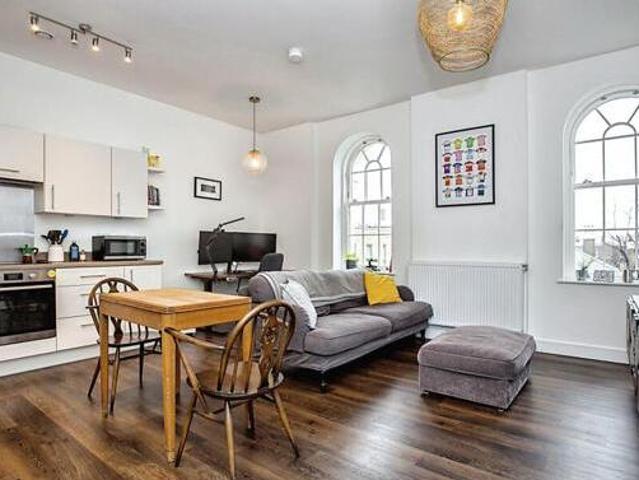 1 Bedroom Apartment For Sale In London