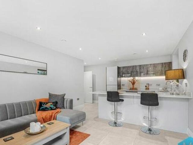 1 Bedroom Apartment For Sale In London