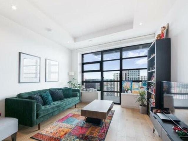 1 Bedroom Apartment For Sale In London City Island, London