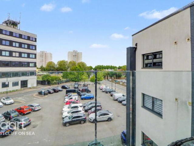 1 bedroom apartment for sale in London Road, SOUTHEND ON SEA, SS1